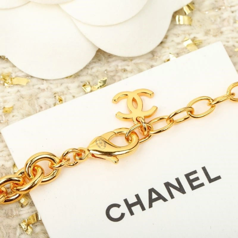 Bargain Chanel Necklaces