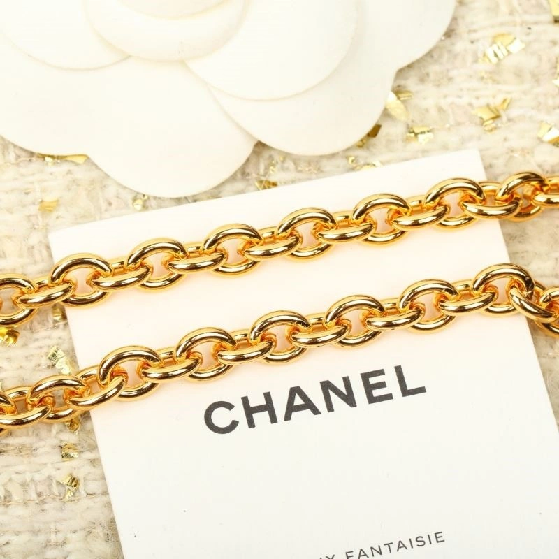 Bargain Chanel Necklaces