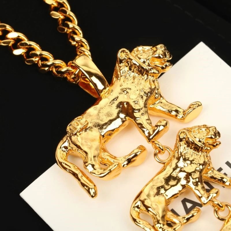 Reasonably priced Chanel Necklaces