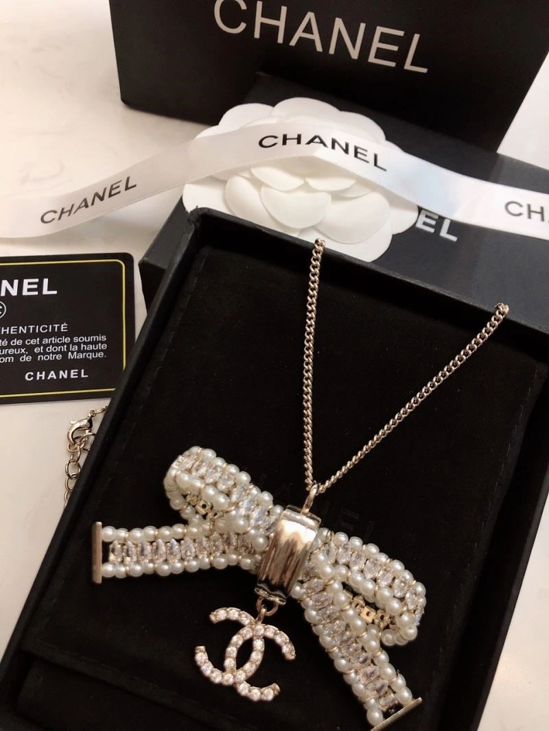 Legit Chanel Necklaces