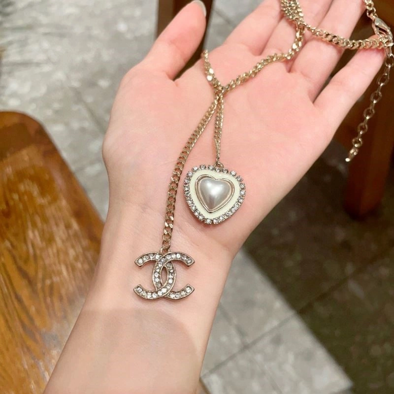 Exact replica Chanel Necklaces