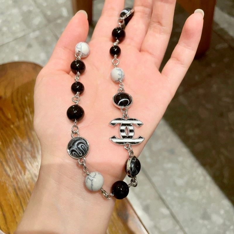 Accurate model Chanel Necklaces