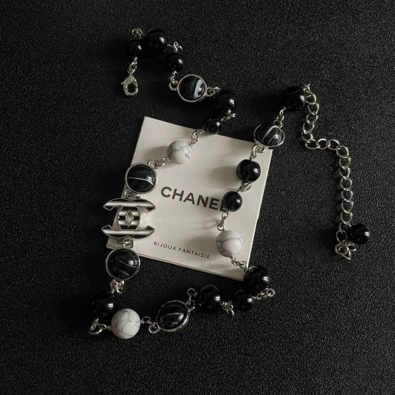 Accurate model Chanel Necklaces