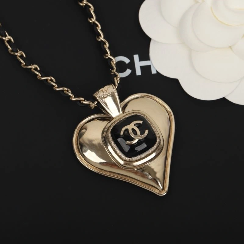 Original Chanel Necklaces