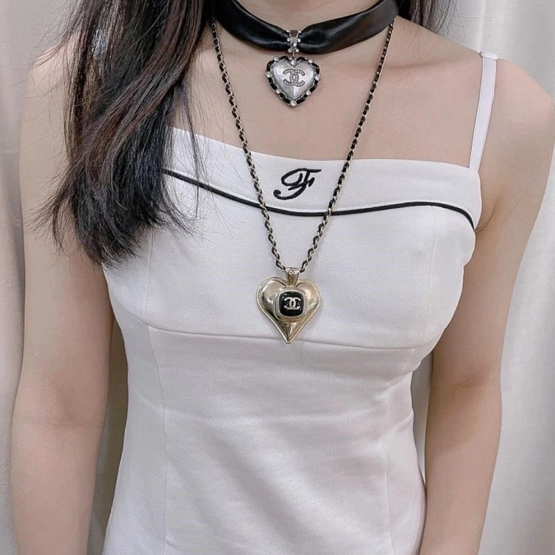 Original Chanel Necklaces