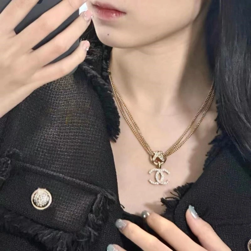 Indistinguishable Chanel Necklaces