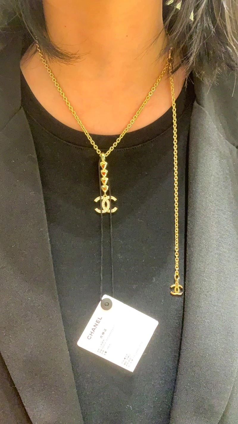 Low-cost Chanel Necklaces