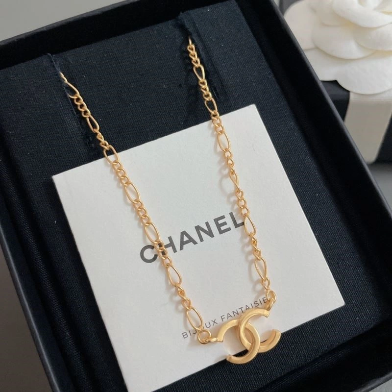 Accurate model Chanel Necklaces