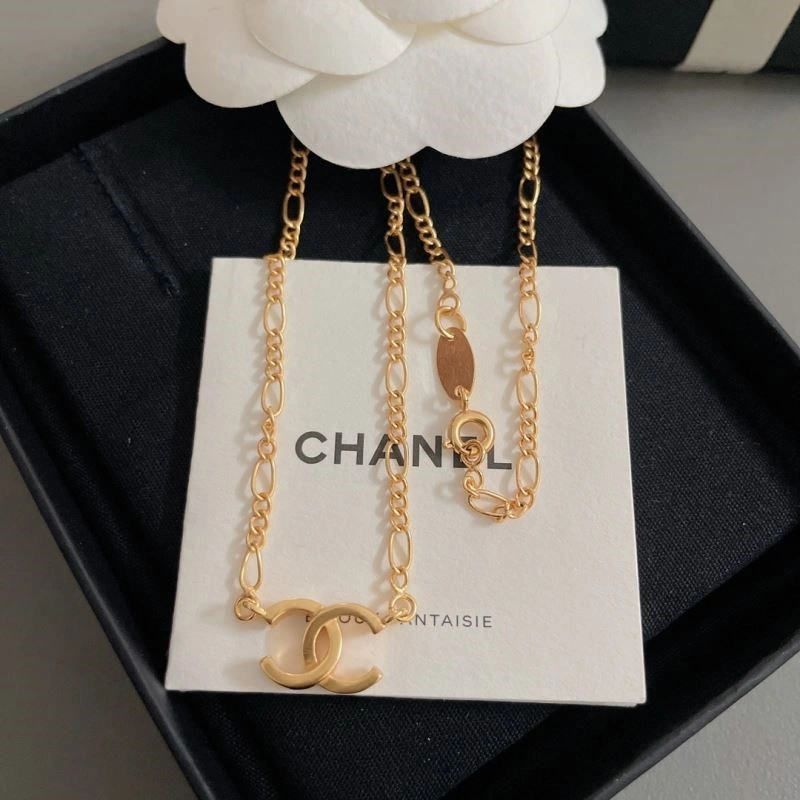 Accurate model Chanel Necklaces