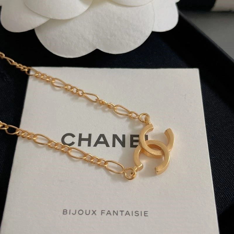 Accurate model Chanel Necklaces