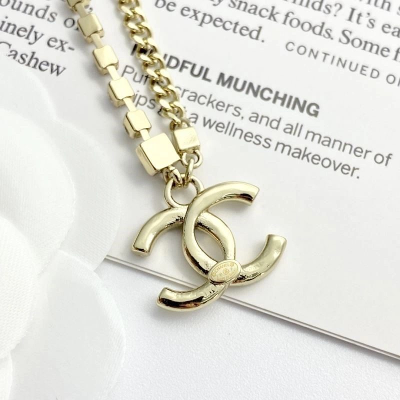 Original Chanel Necklaces
