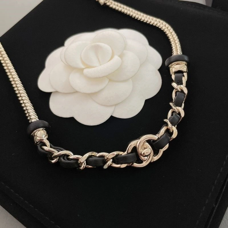 Accurate model Chanel Necklaces