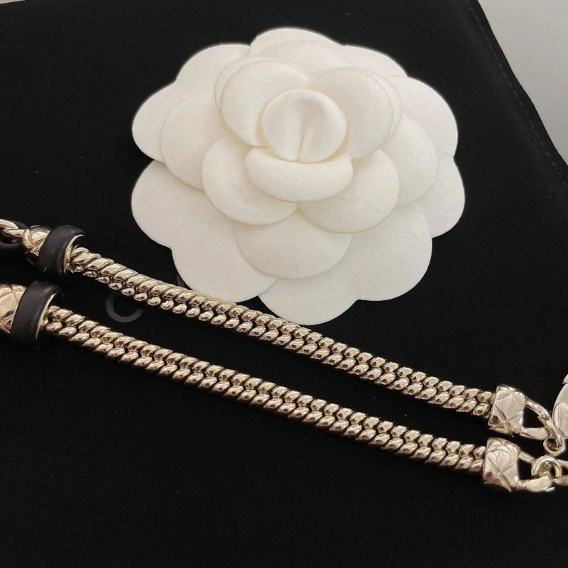 Accurate model Chanel Necklaces