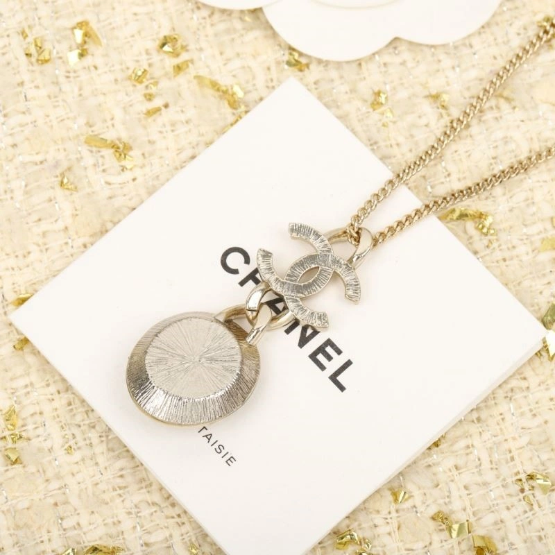 Inexpensive Chanel Necklaces