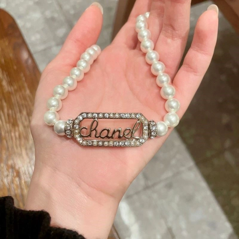 Brand-authenticated Chanel Necklaces