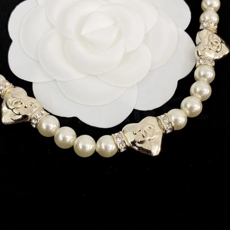 Low-cost Chanel Necklaces