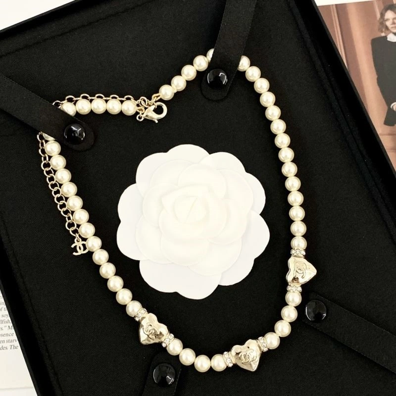 Low-cost Chanel Necklaces