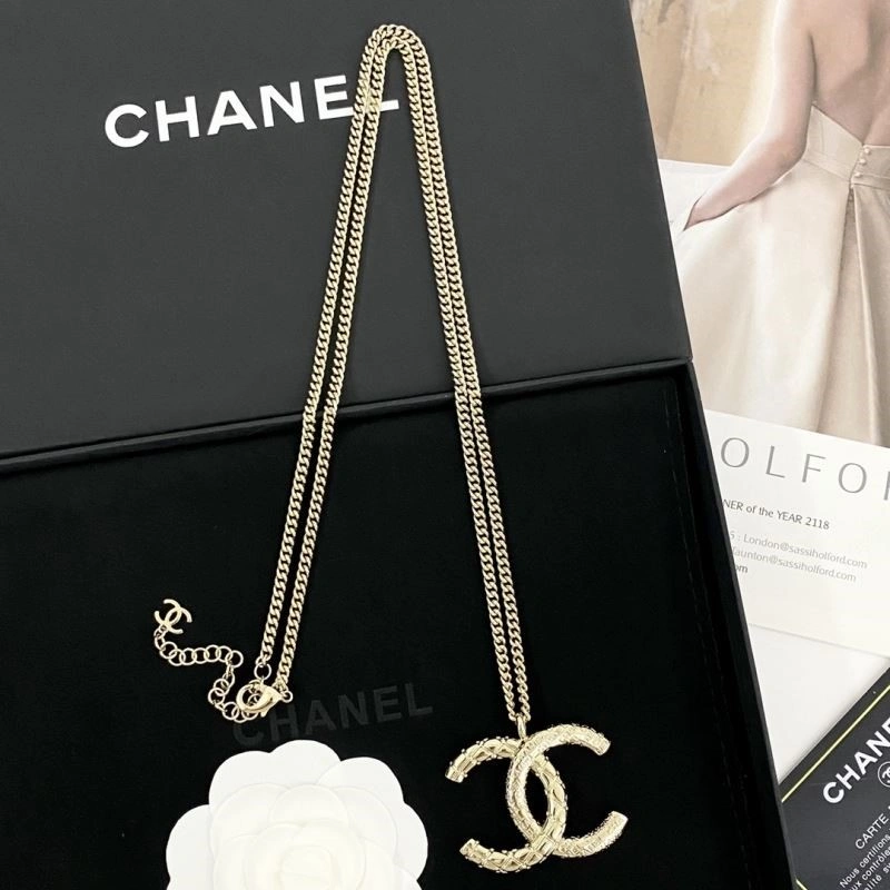 Real Chanel Necklaces