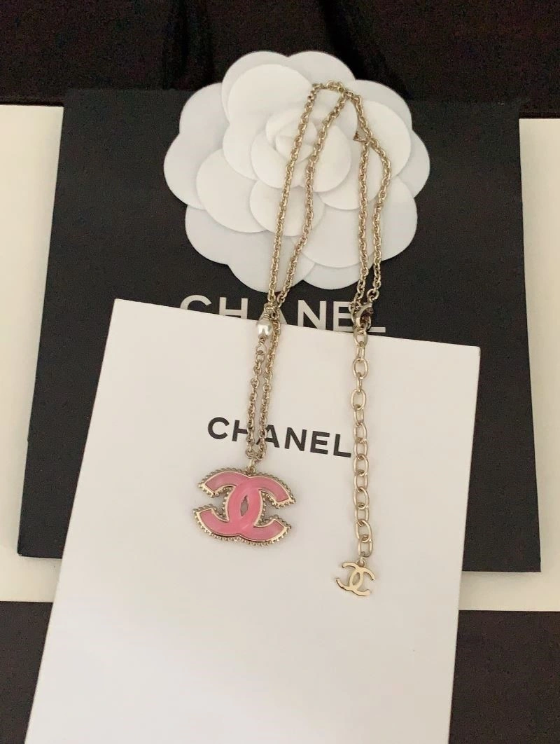 Cut-rate Chanel Necklaces