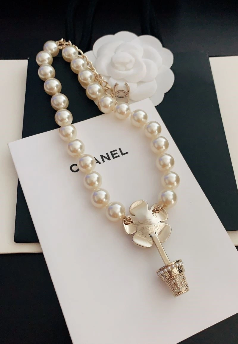Bargain Chanel Necklaces