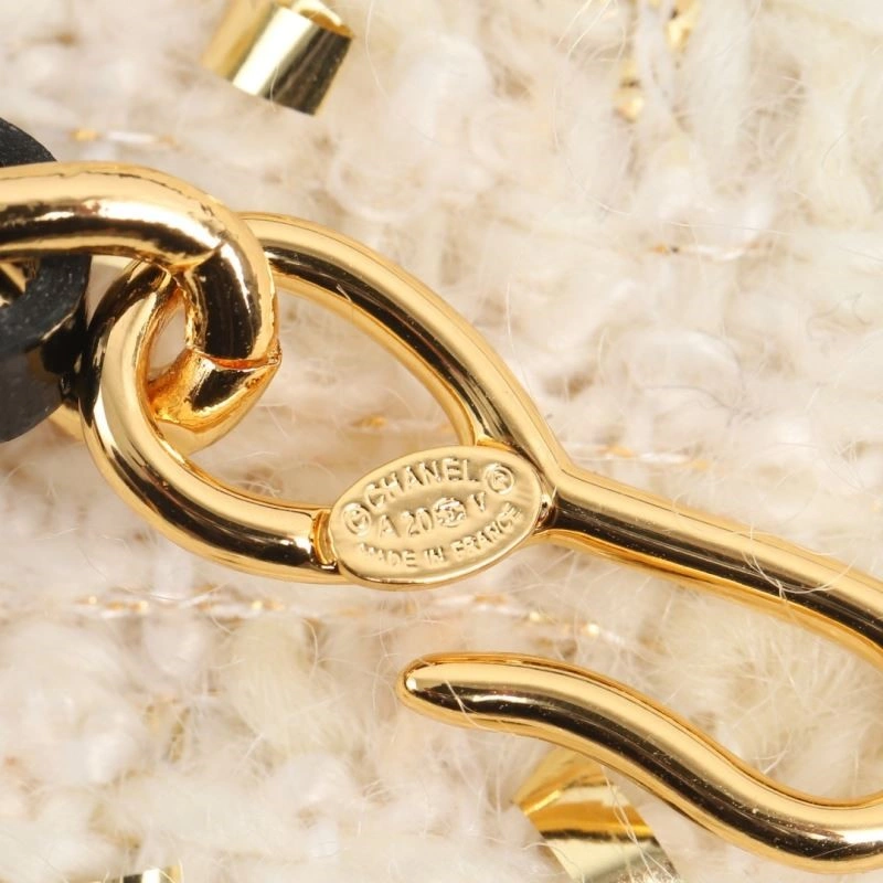 Inexpensive Chanel Necklaces