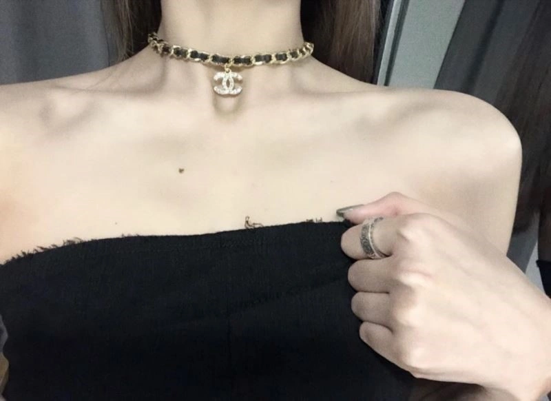 Inexpensive Chanel Necklaces