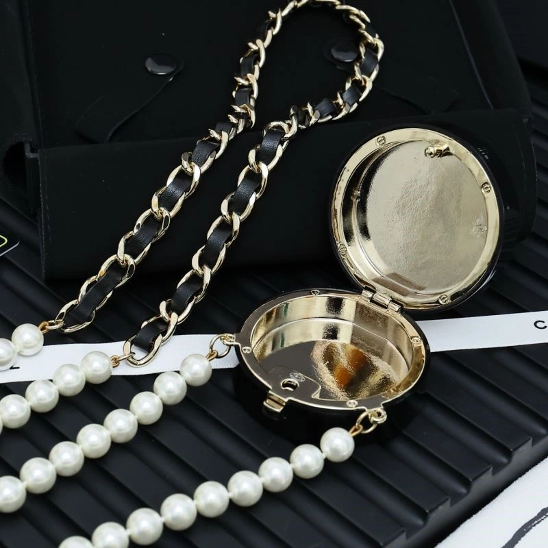 Low-cost Chanel Necklaces