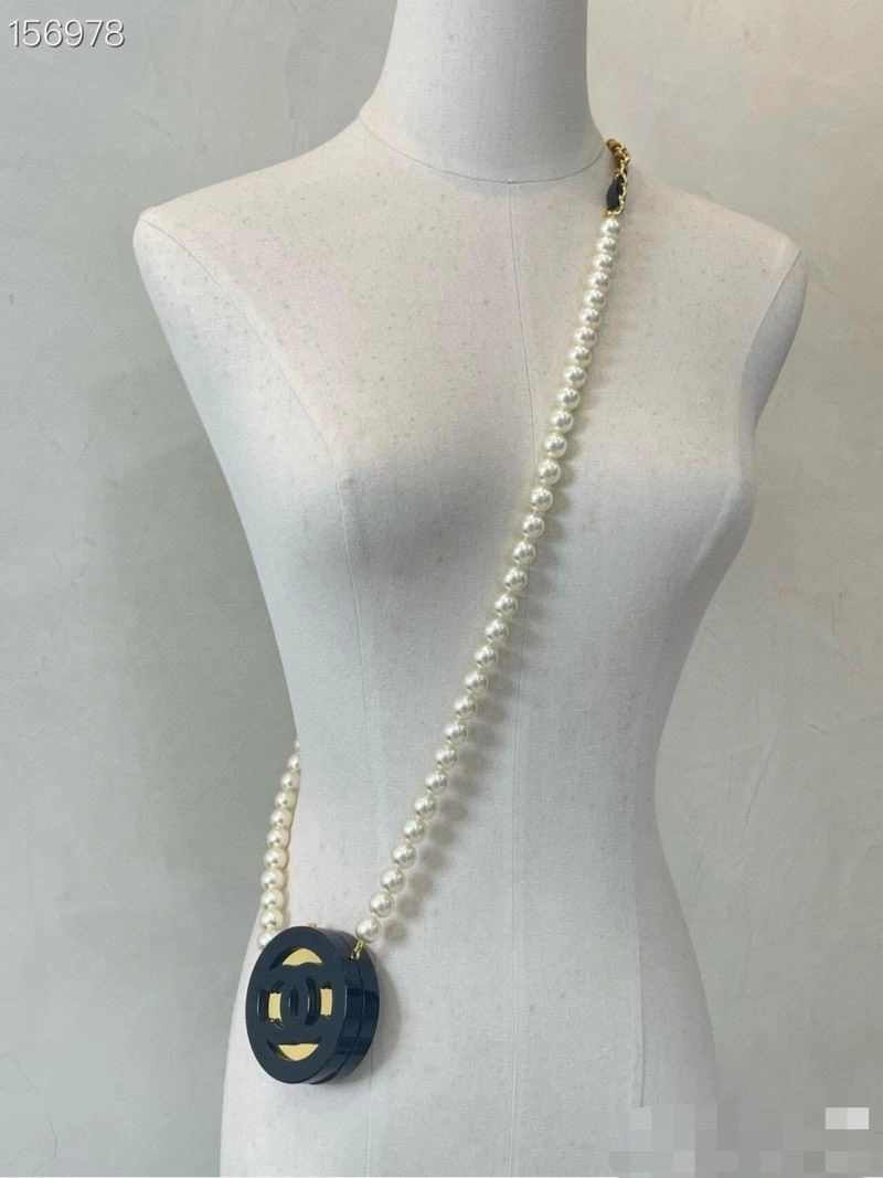 Low-cost Chanel Necklaces