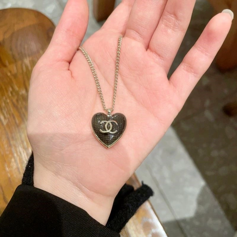 1:1 copy Chanel Necklaces
