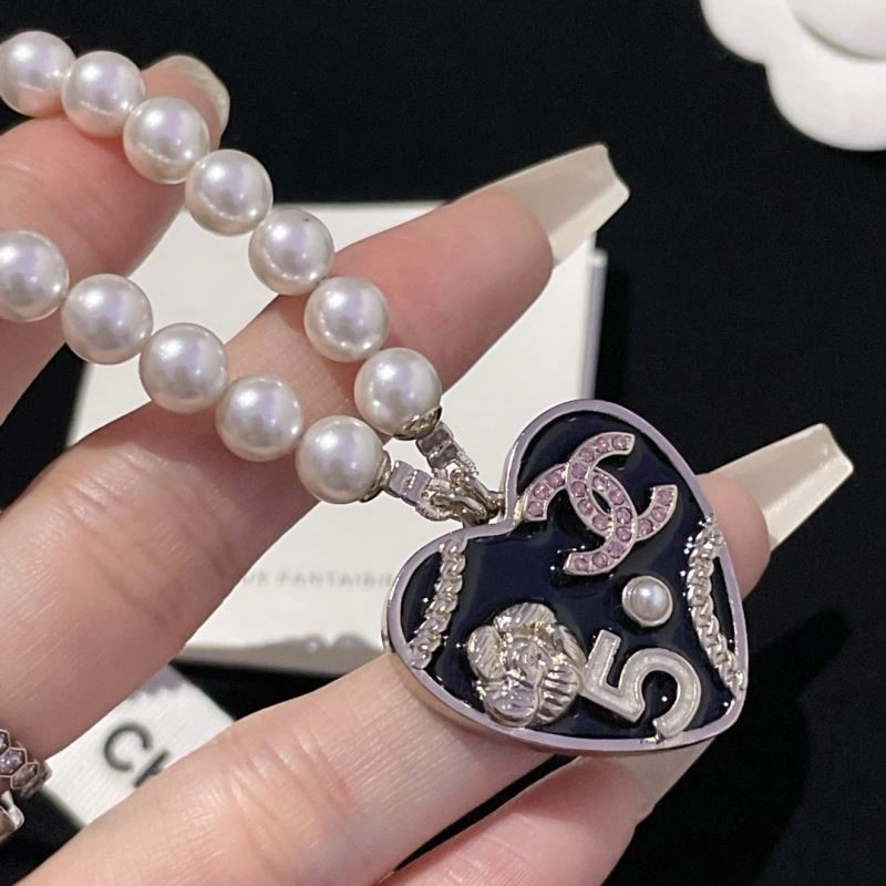 Precise copy Chanel Necklaces