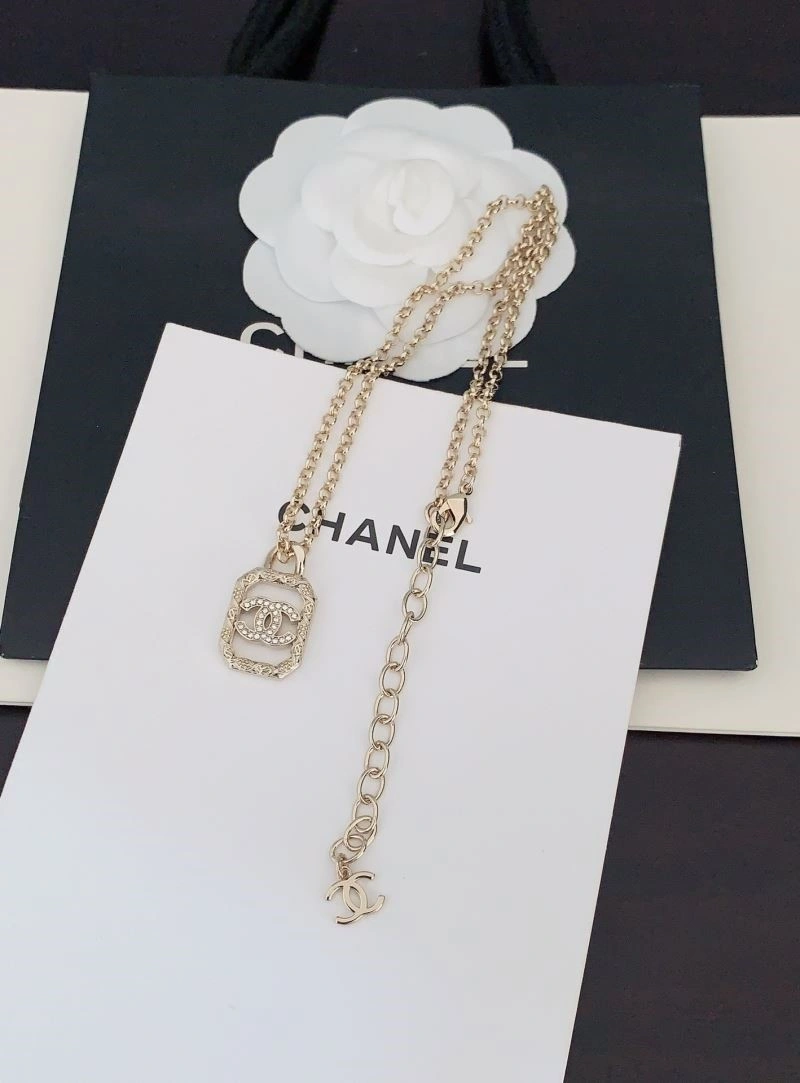 Cut-rate Chanel Necklaces