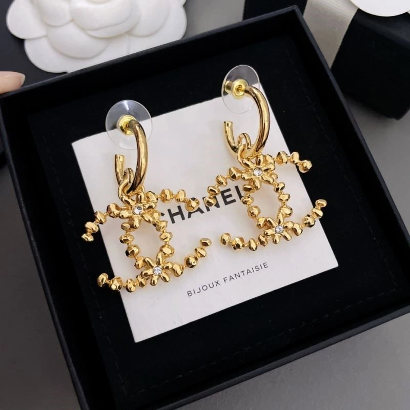 Discounted Chanel Necklaces