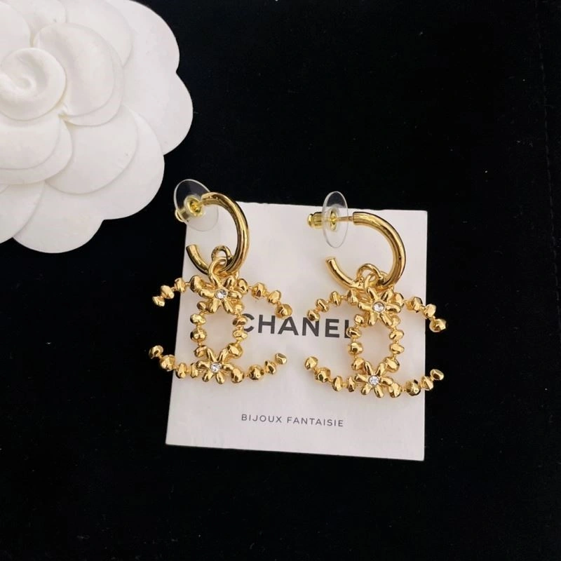 Discounted Chanel Necklaces