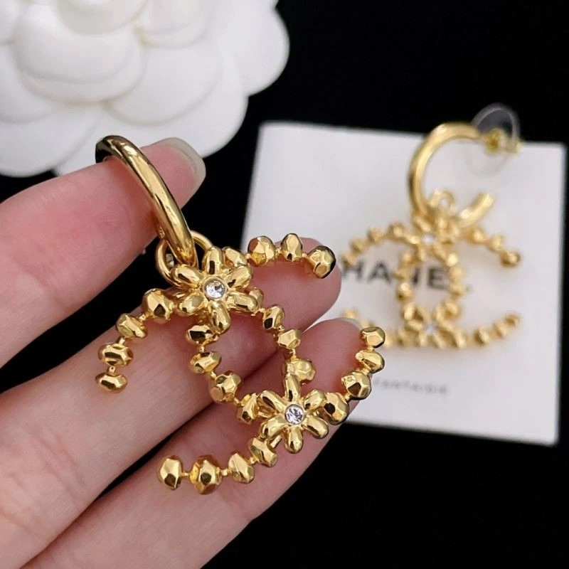 Discounted Chanel Necklaces