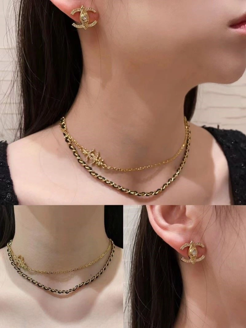 Exact replica Chanel Necklaces