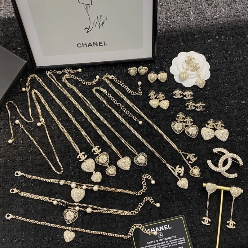 Legit Chanel Necklaces