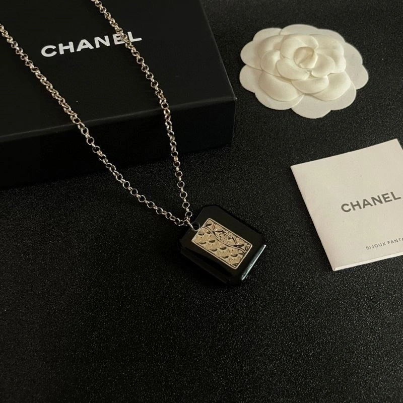 Precise copy Chanel Necklaces