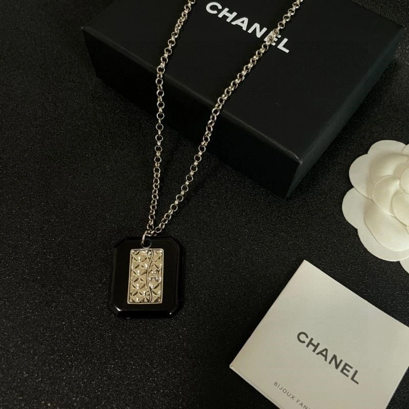 Precise copy Chanel Necklaces