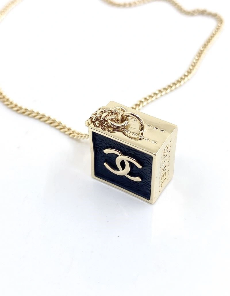 Exact replica Chanel Necklaces