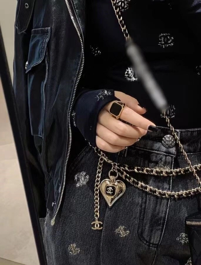 Cut-rate Chanel Necklaces
