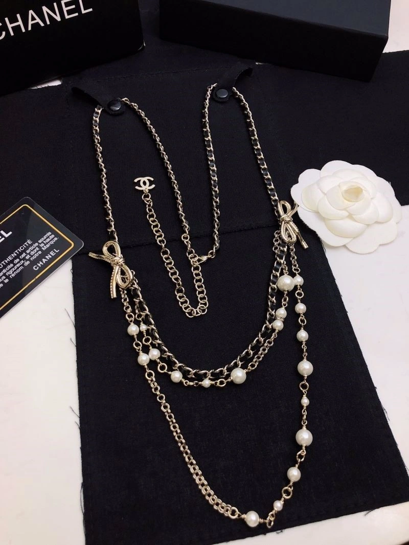 Value-priced Chanel Necklaces