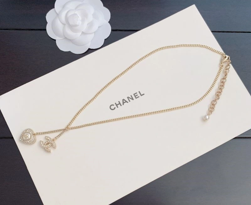 Top match Chanel Necklaces