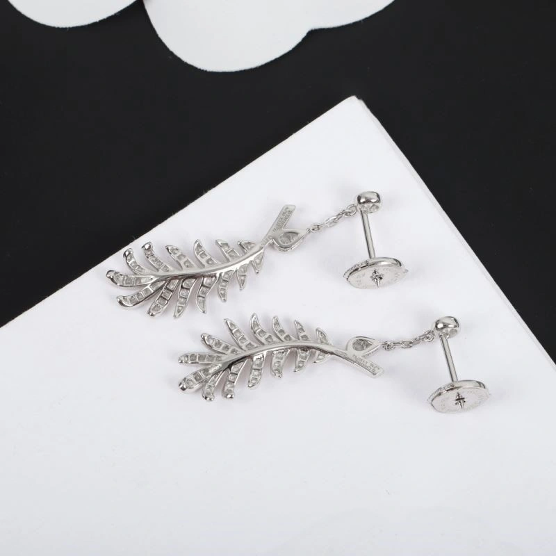 Top mirror Chanel Necklaces