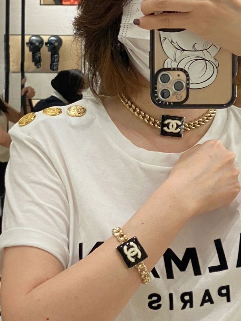 Factory-made Chanel Necklaces