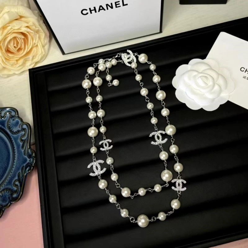 Brand-authenticated Chanel Necklaces