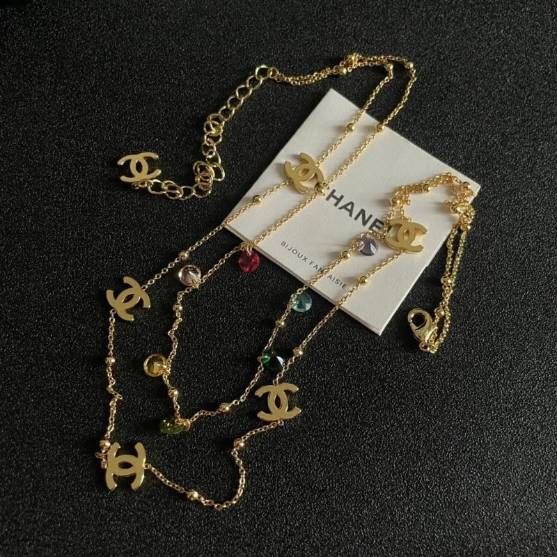 Top mirror Chanel Necklaces