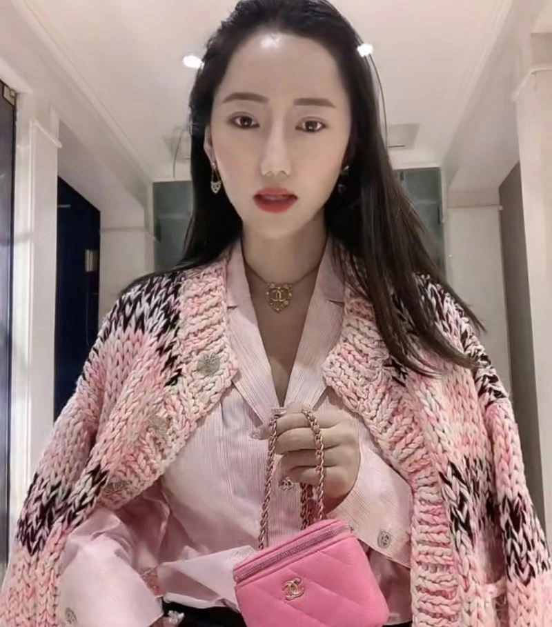 Brand-authenticated Chanel Necklaces