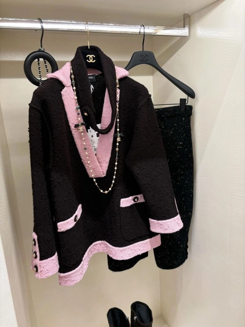 Top mirror Chanel Necklaces