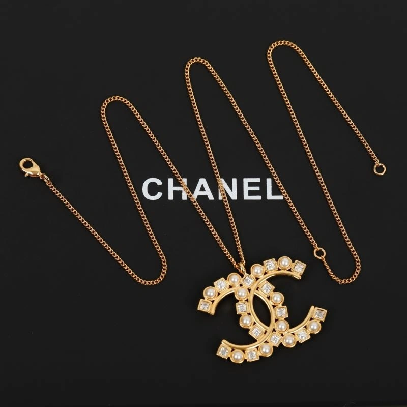 Accurate model Chanel Necklaces