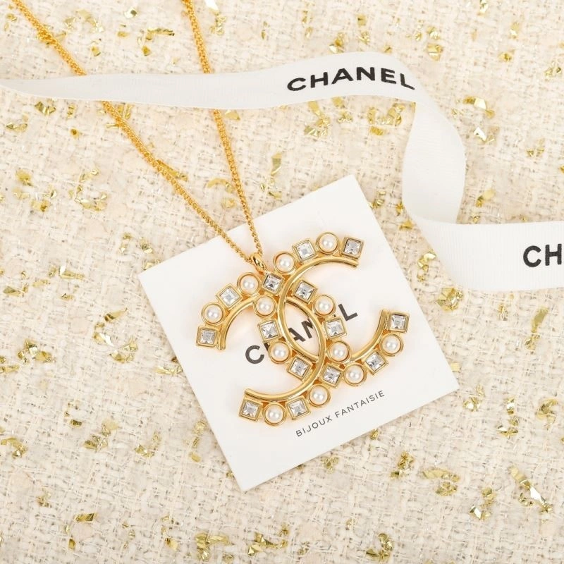 Accurate model Chanel Necklaces